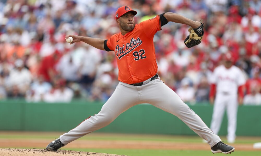 Albert Suárez gets call to start for Orioles against Twins ...
